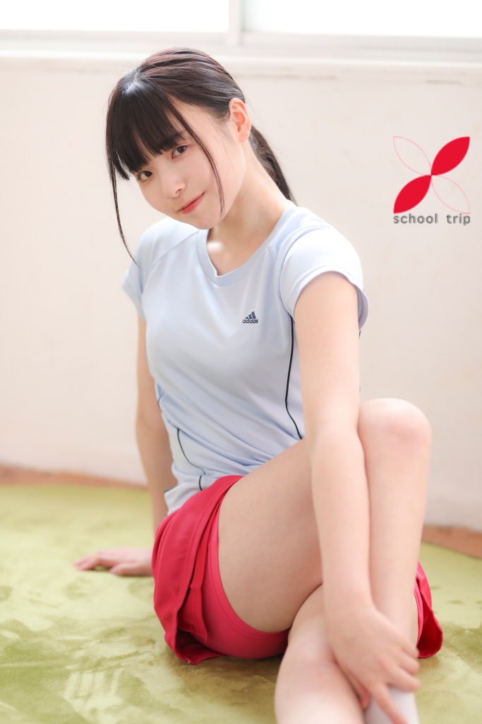 デジタル写真集[school trip] Twitterでは写真集未掲載カットをアップしています！ #RT大歓迎 モデル：#こまめ 衣装：#部活ユニフォーム その他 #セーラー服 #制服 ...