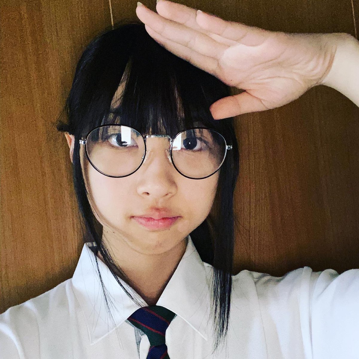 めがね女子の画像・動画 5件 | Twitter美少女キッズ画像検索