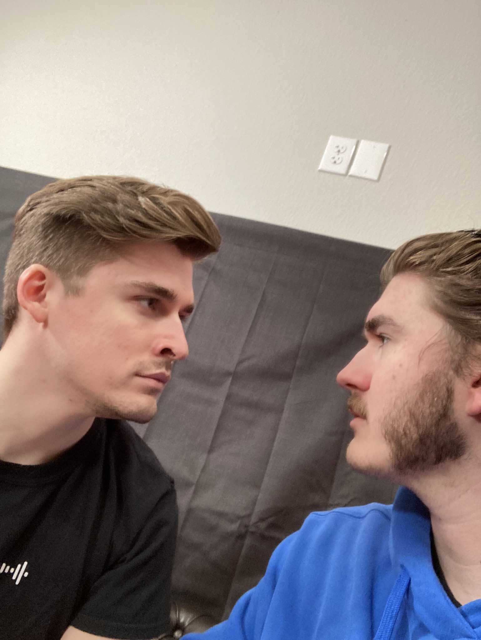 Schlatt on Twitter: "@dreamwastaken @LudwigAhgren https://t.co/WNg6djjEHD" / Twitter