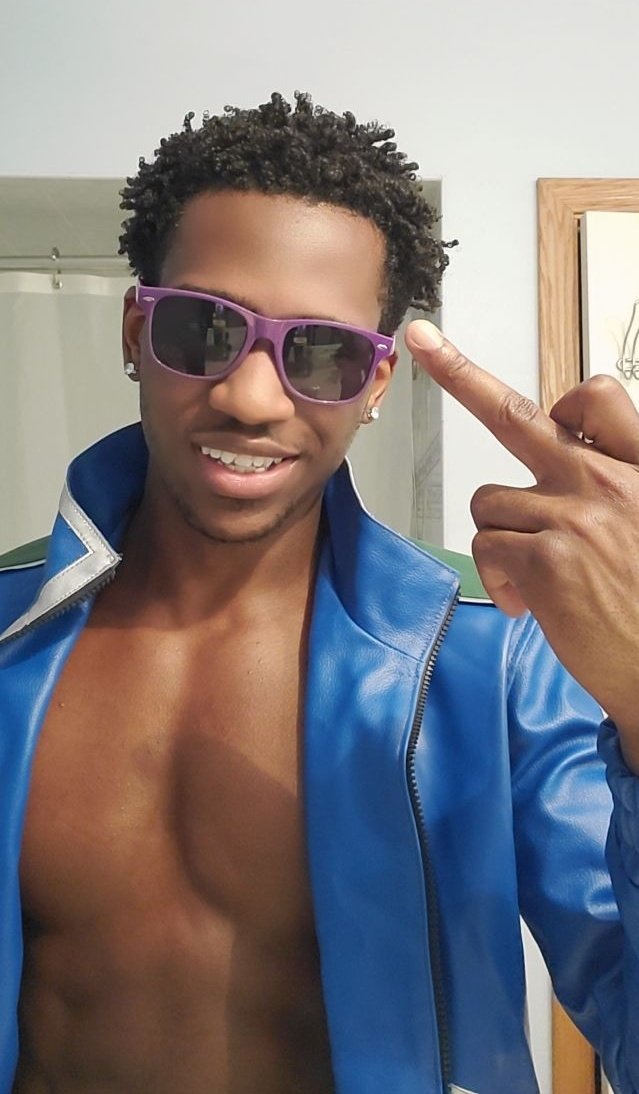 JOHNNY CAGE COSPLAY pt.1 As promised, I have cosplayed Johnny. I'm not ...