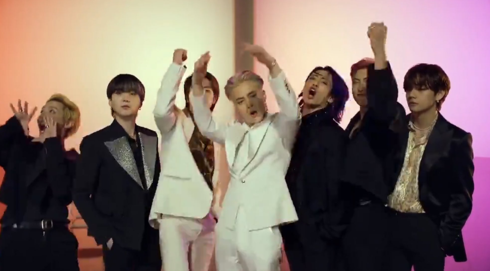 Soo Choi 💛 Butter🧈 on Twitter: "Yoongi and Taehyung @BTS_twt #ButterHotterRemix…