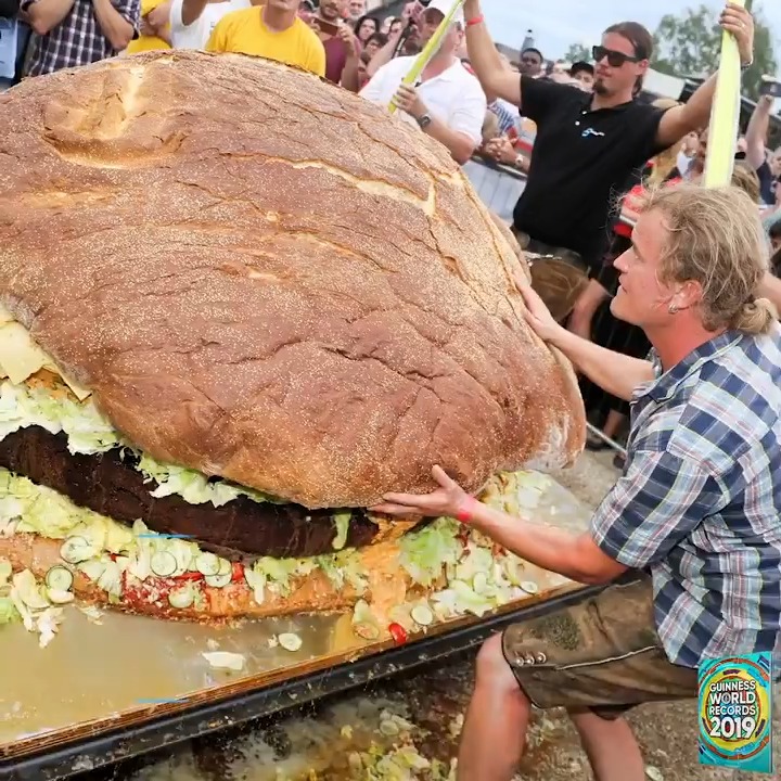 Biggest Buger In The World