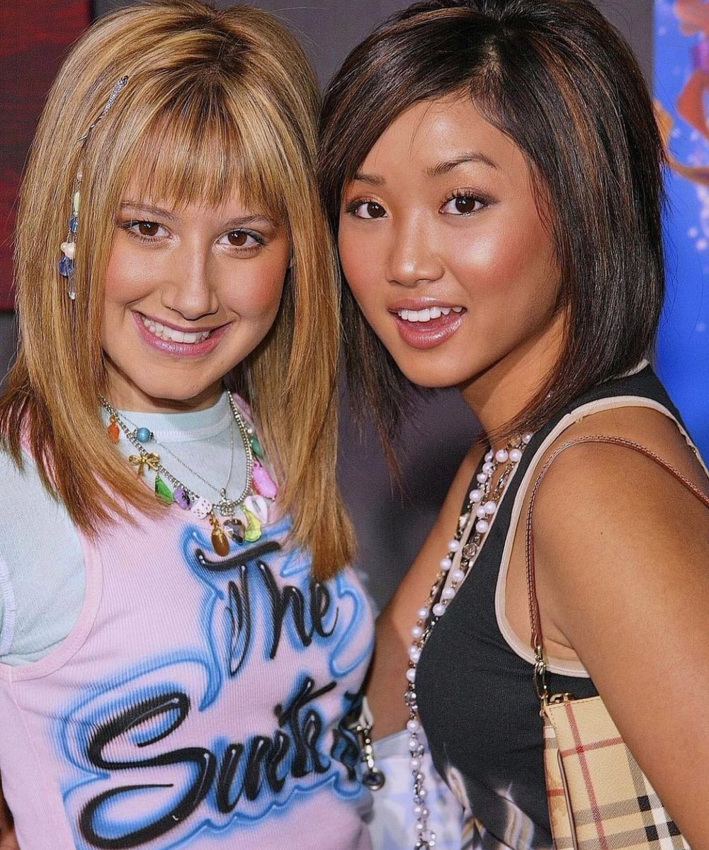Brenda Song 2006