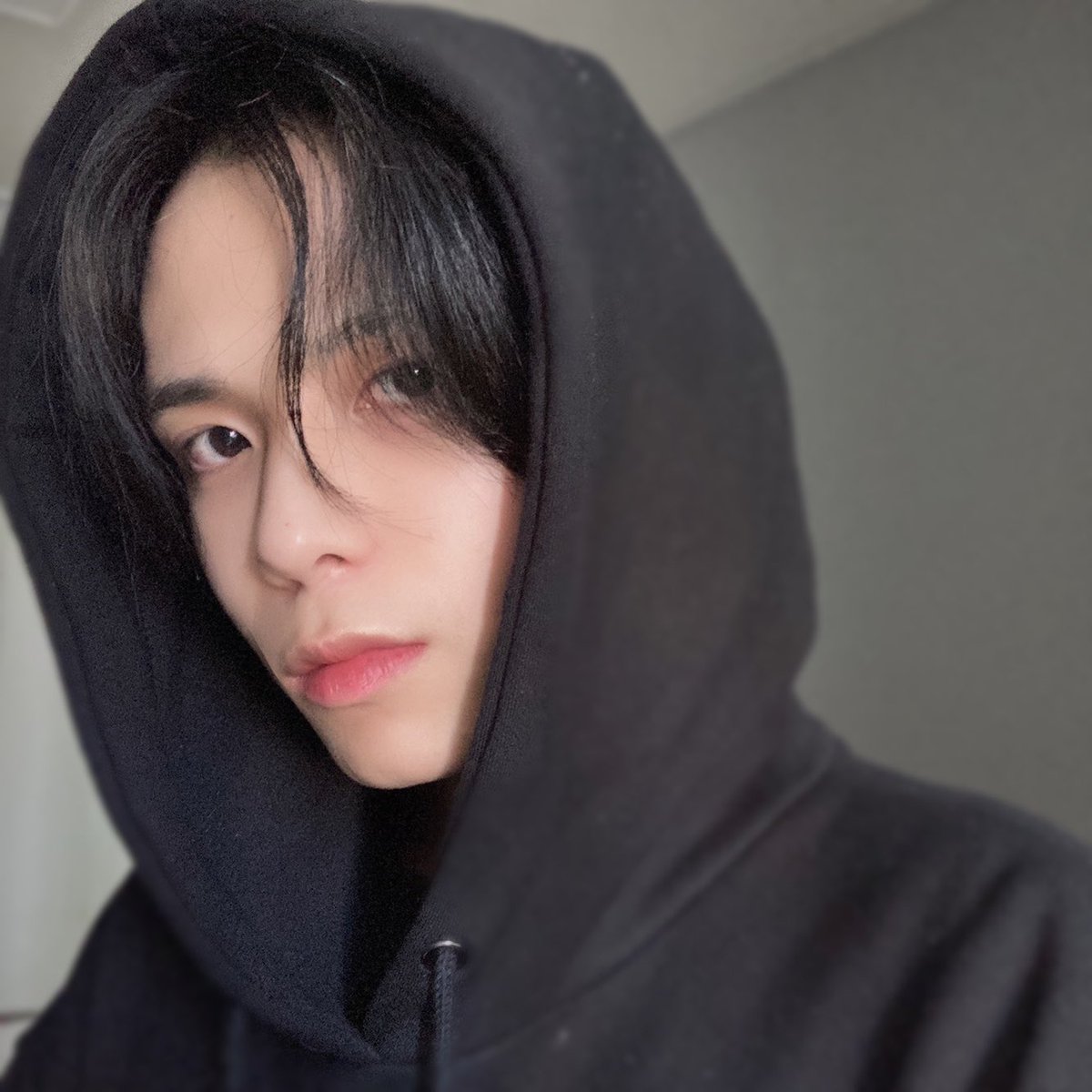 E'LAST(엘라스트) on Twitter: "일주일의 마지막...🥲 #ELAST #엘라스트 #YeJun #예준…