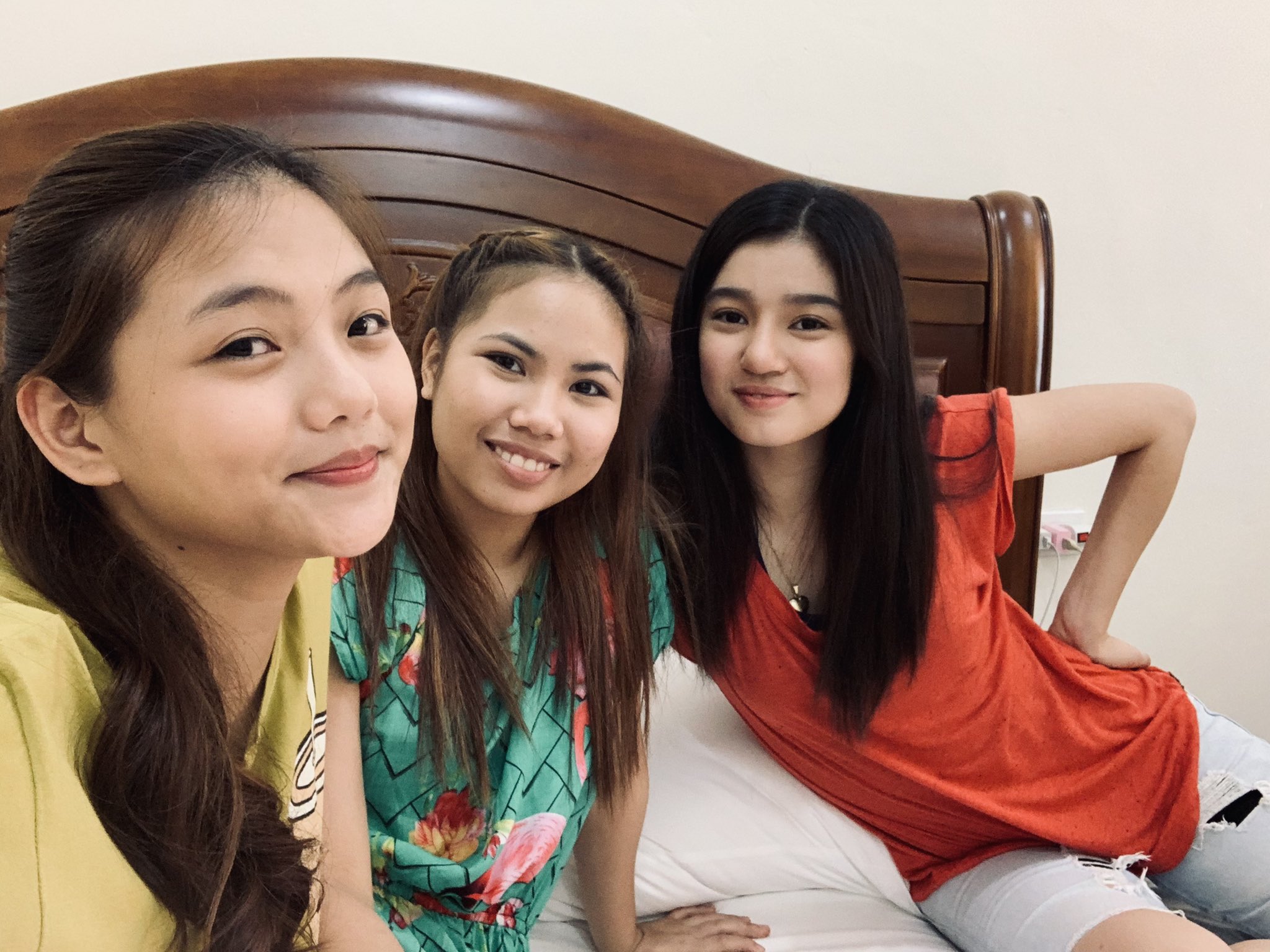 JELAY PILONES (official) on Twitter: "Max!😍 #HesIntoHer…