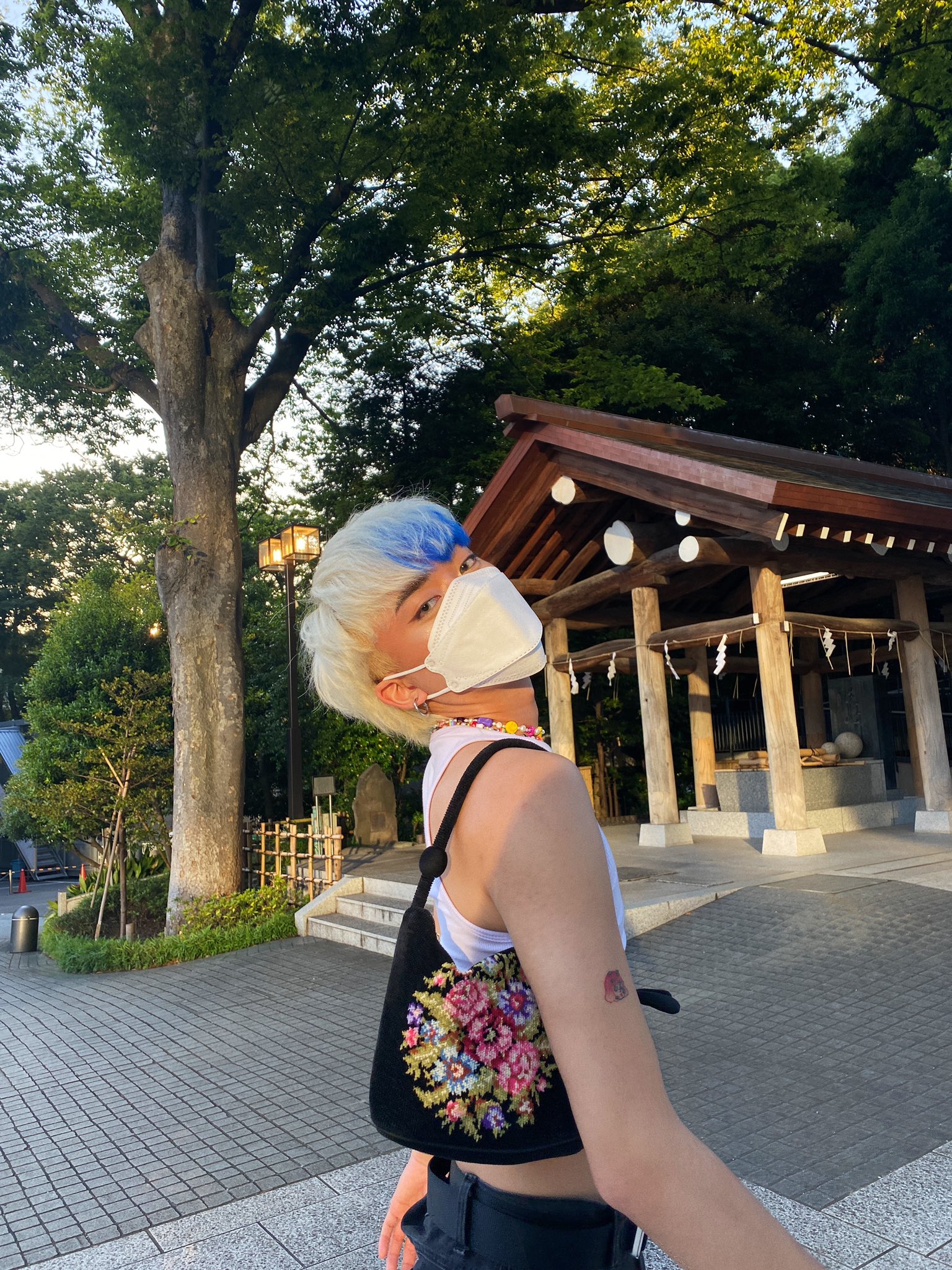 Xtro Tattoos ByXtra Wants You To Crop Gendered Clothes — PILOT