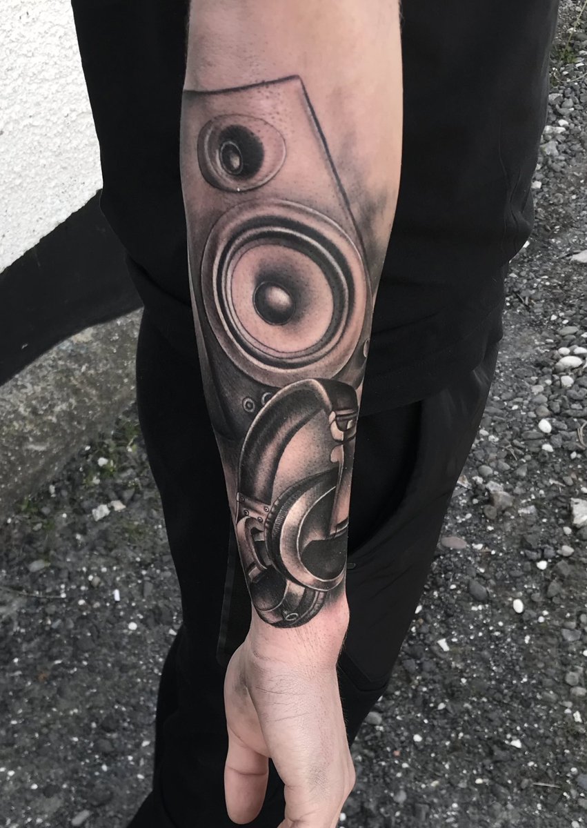 Cool Dj Tattoo Designs