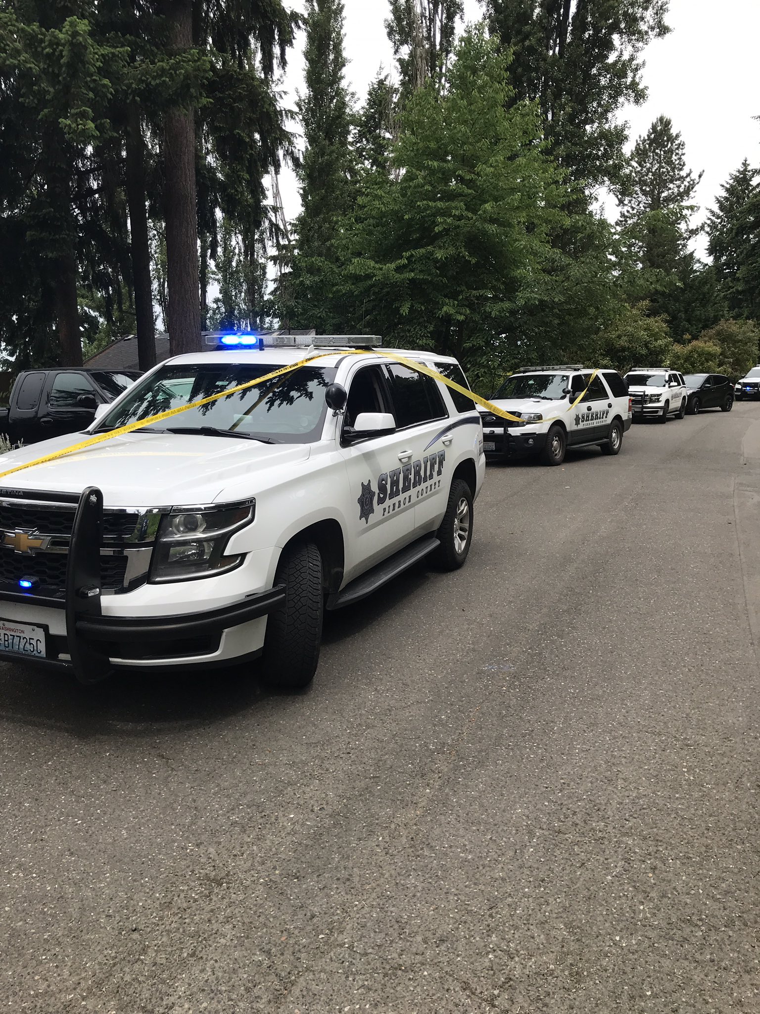 Pierce Co Sheriff On Twitter Detectives On Scene At A Double Homicide