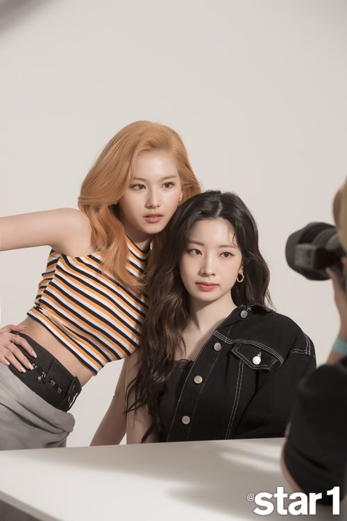 TWICE Indonesia on Twitter: "[INDO TRANS] 210531 #SANA & #DAHYUN - Majalah AtStar1 FULL ...