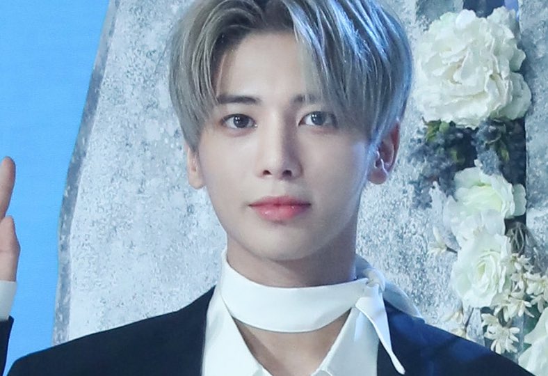 ₀ₓ₁₌halca on Twitter: "ウプズにこういう首のやつつけて欲しかったんだよね 絶対似合うと思ってた天才…