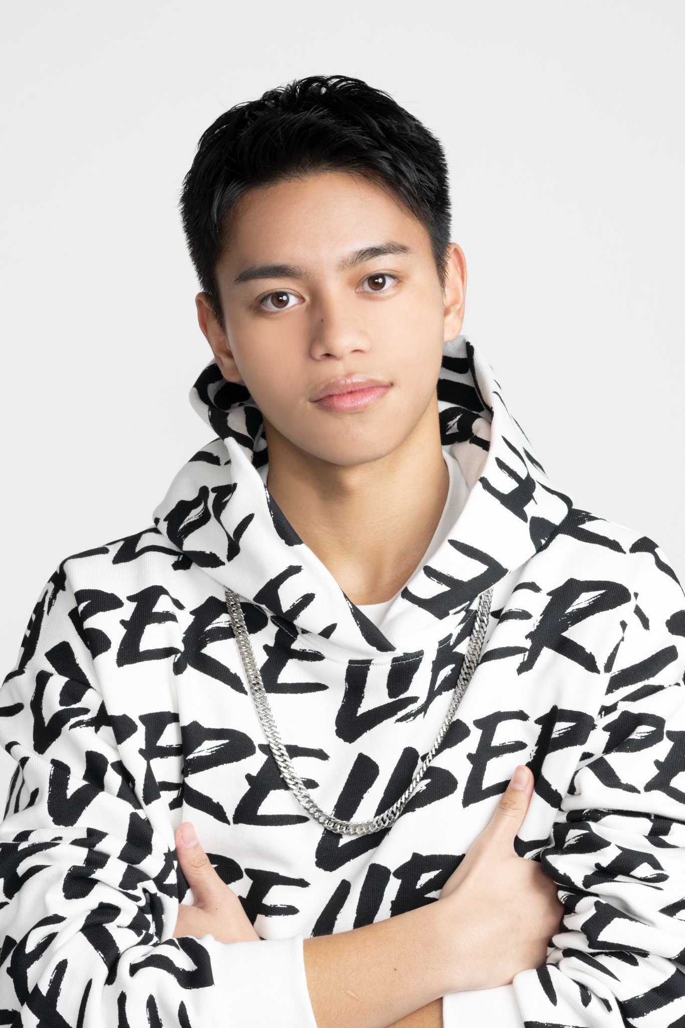 BMSG Official on Twitter: "REIKO (レイ) 生年月日：2002年9月21日 身長：171cm #THEFIRST #ザファースト #スカイチ #スッキリ ...