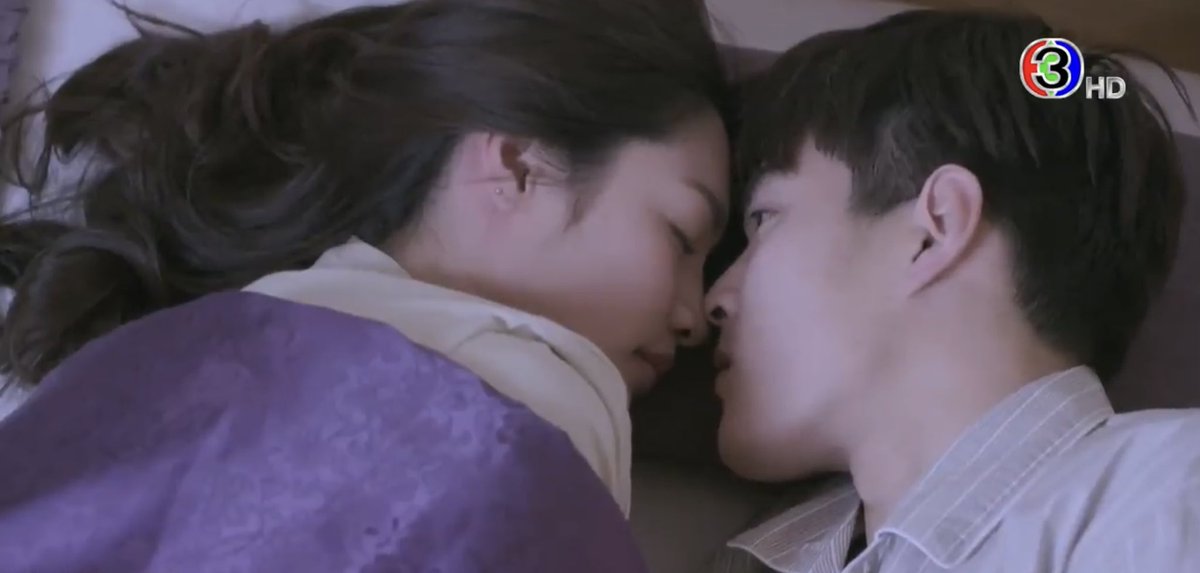 Ch3Thailand on Twitter: "น้ำเพชรนอนแบบนี้ บอสถึงกับไปไม่เป็นแล้วนะ 🤫🤭#พราวมุกep9 #พราวมุก #ช่อง3 ...