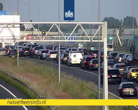 Rijkswaterstaat Verkeersinformatie on Twitter: "⛔️ | De #A12 is dicht tussen knp. Prins ...