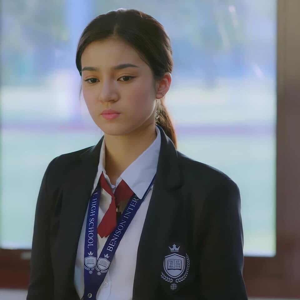 Park Shin Hye The Heirs Uniform