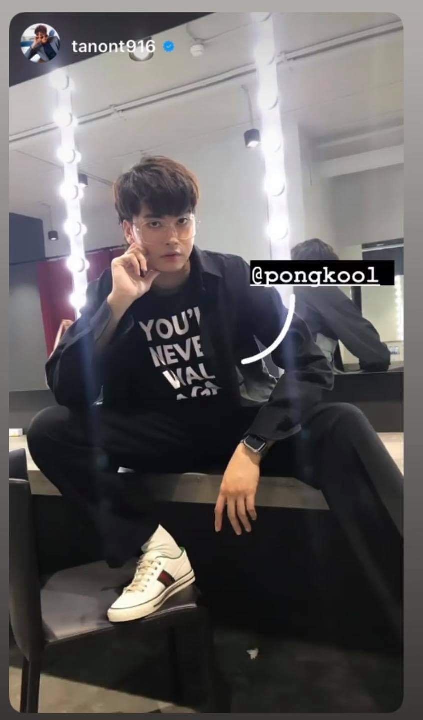 J I E B🤍 on Twitter: "เป็นคนดีรีวิวเสื้อยืดให้ร้านพี่ชาย.. อ่านแล้วปลื้มแทนพี่ป๊อป😂 (อุดหนุนด่วน ...