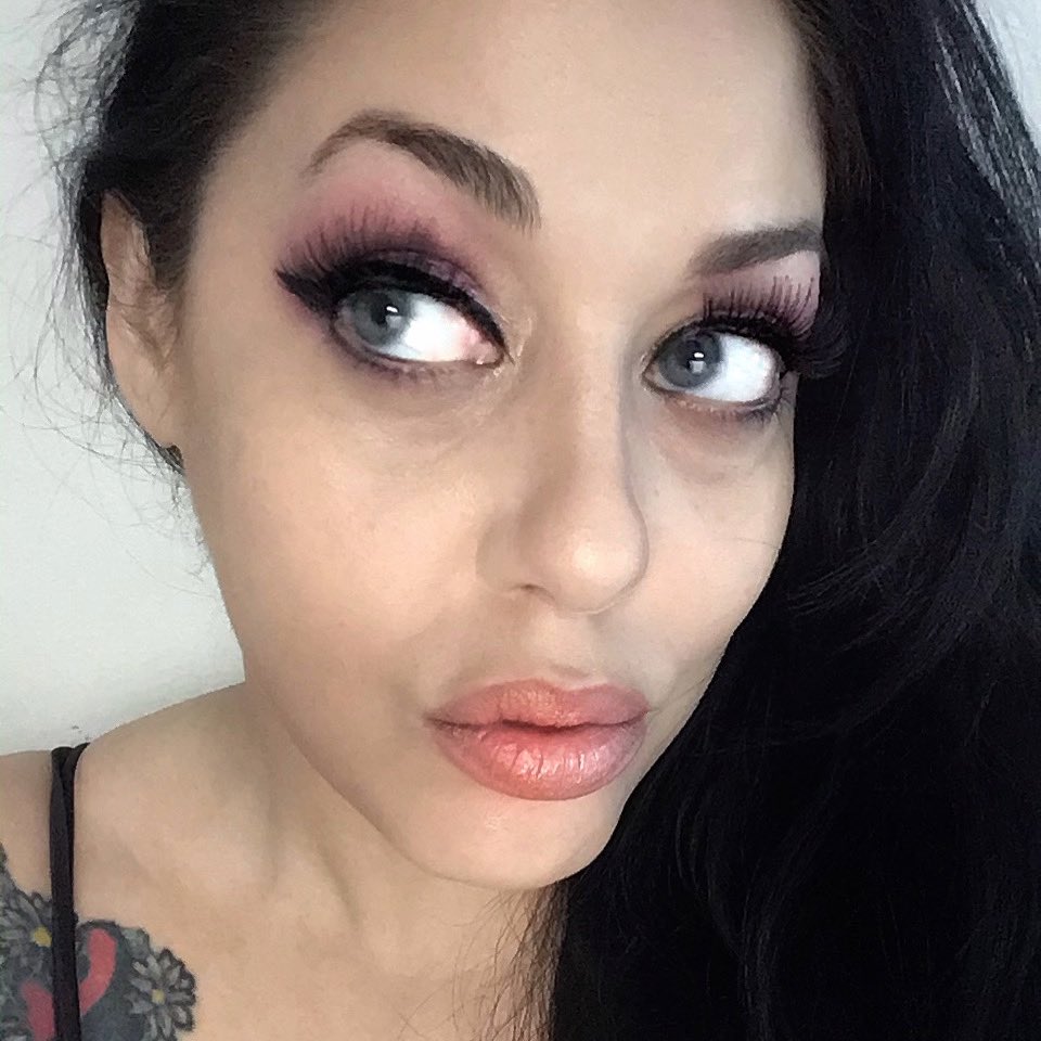 TW Pornstars - Mistress Leana Lee. Twitter. Good morning 🌞 #SaturdayThoughts #follo4folloback # ...