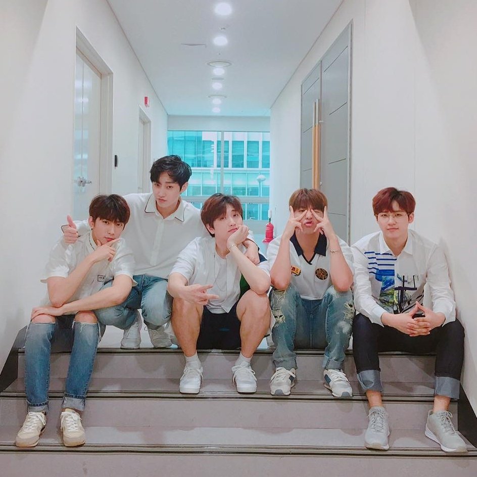 pyo jihoon cheeks enthusiast on Twitter: "🐝 2011🌱 where it all started: MTV Match Up ㅡBoth Block ...