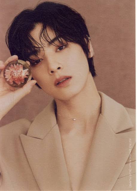 @http_eunwoo) | Twitter