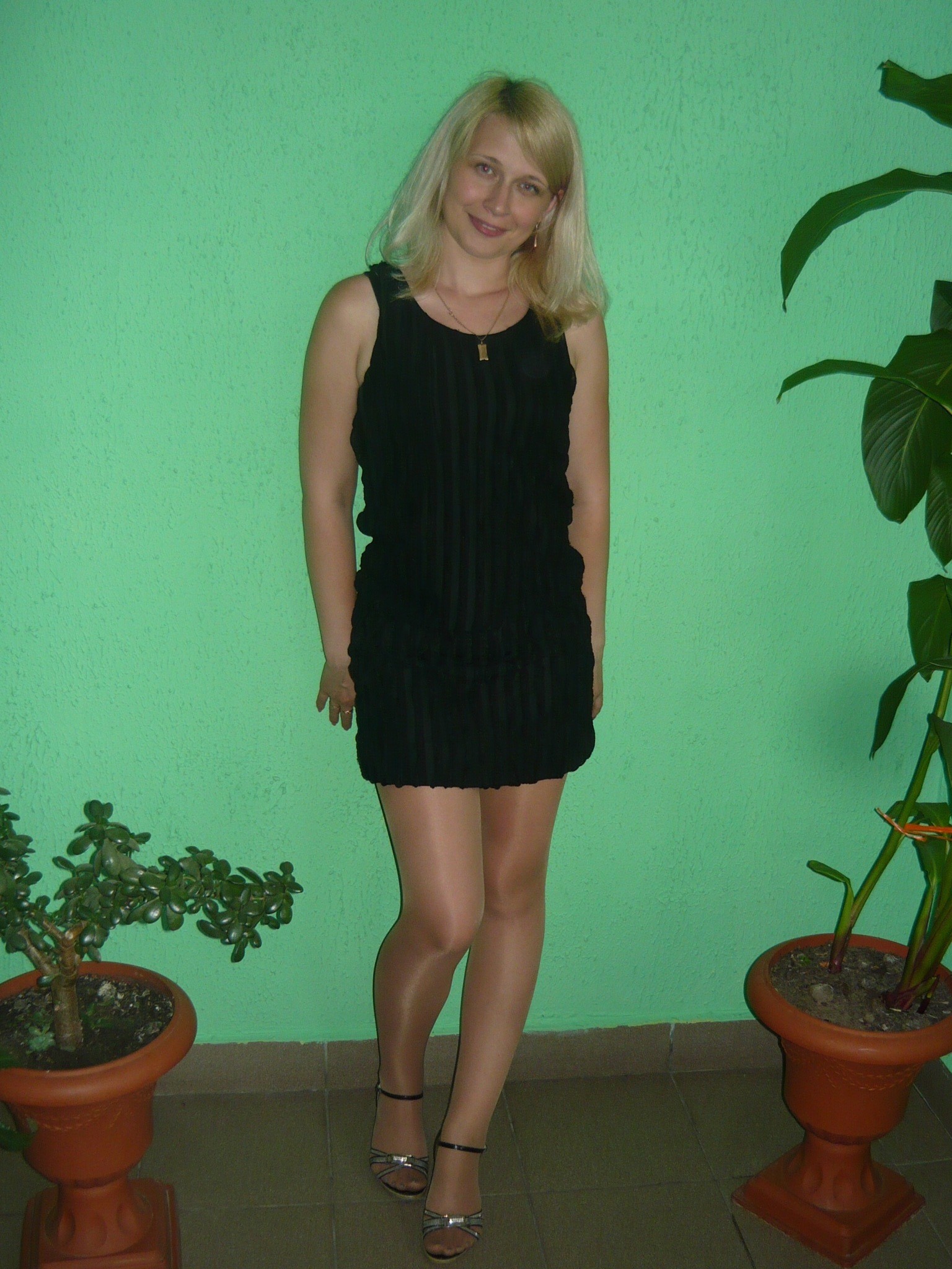 Amateur Pantyhose On Twitter Minidress And Shiny Pantyhose…