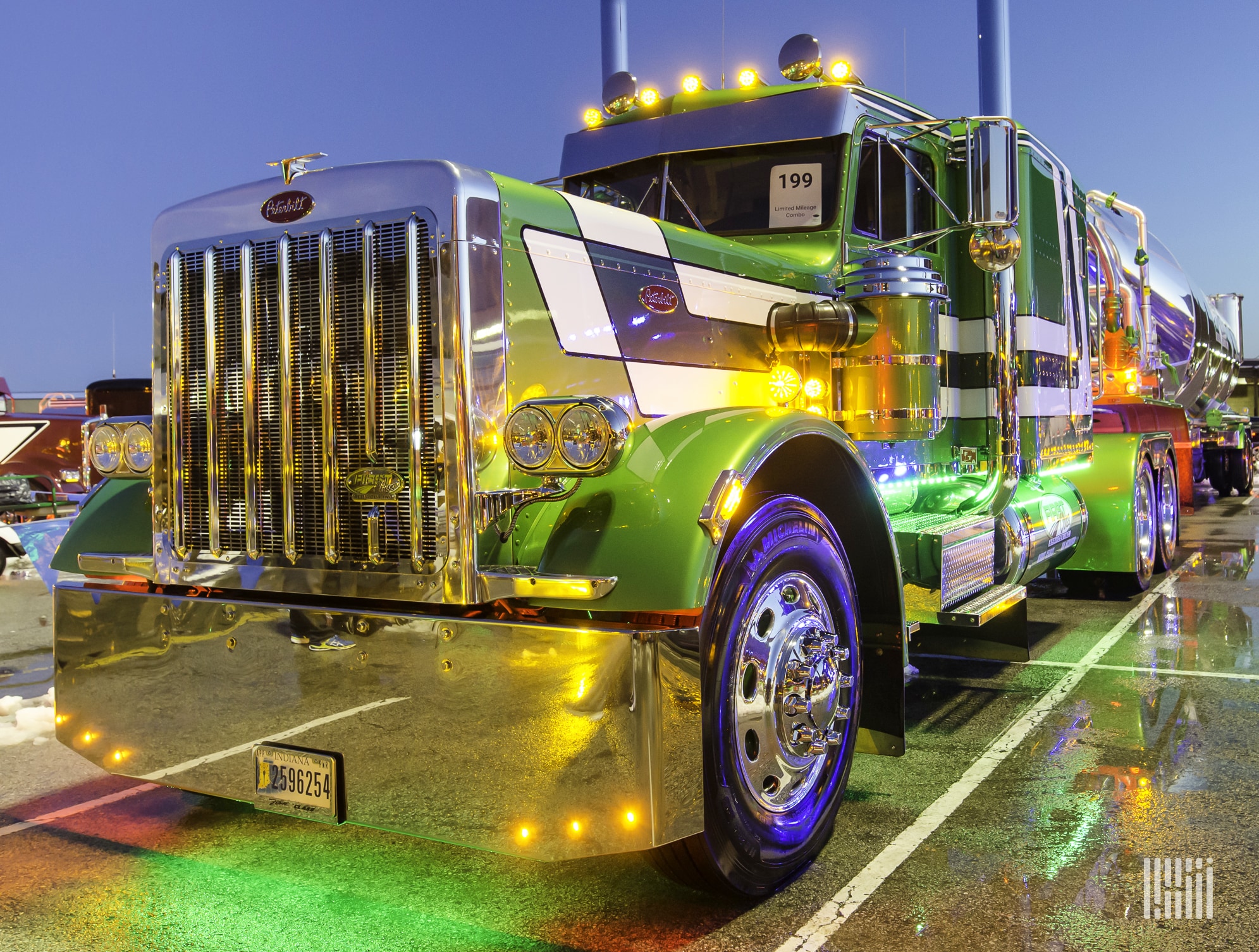 Custom 379 Peterbilt Show Trucks