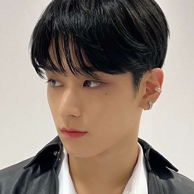 ˚ ₊⁎ 히쥬 ⁎⁺˳ ༚ (@luv_zzu) | Twitter