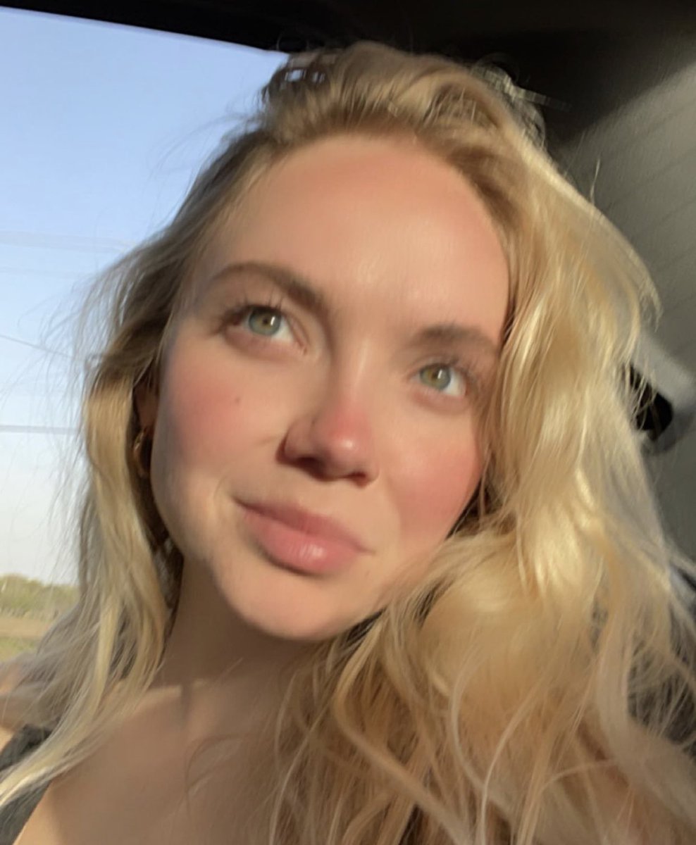 Danielle Bradbery Instagram