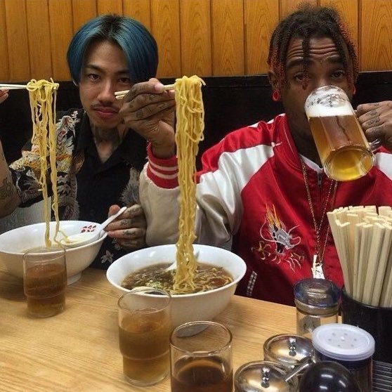 KOHH Media on Twitter: "J $tashと王子ラーメンを食べるKOHH…