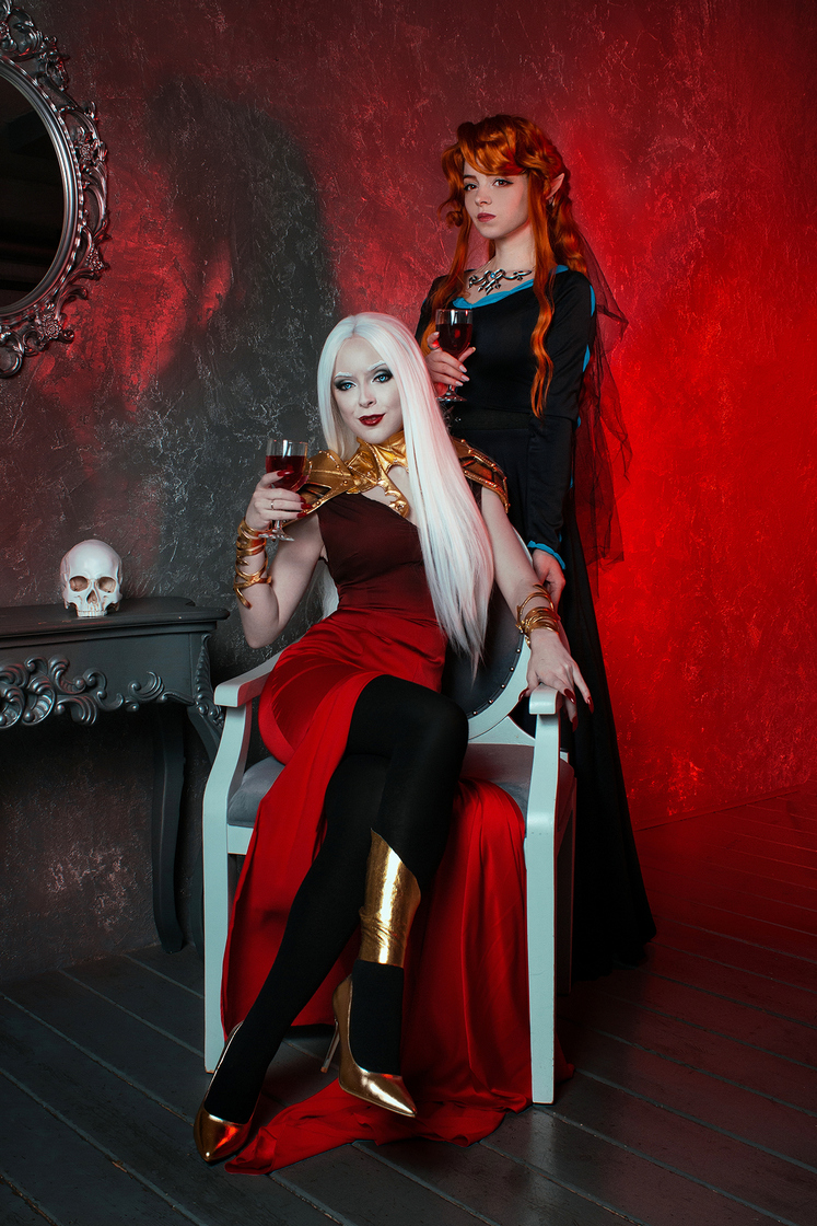 Sexy Castlevania Cosplay