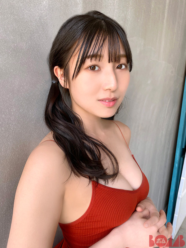 BOMB編集部 on Twitter: "【BOMB7月号発売中】 ナンバグラビア新エースの呼び声高い #安部若菜 は、完璧なる水着グラビアを。はだけたシャツセクシー、脱ぎ途中デニムセクシー ...