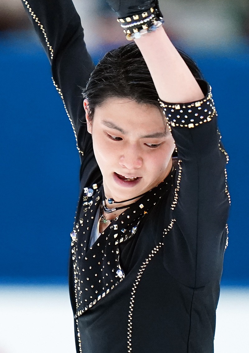 全国書店ネットワーク e-hon on Twitter: "【予約受付中】コロナ禍で撮影機会も限られた今シーズン。長野での全日本選手権、スウェーデンでの世界選手権、大阪での国別選手権。#羽生 ...