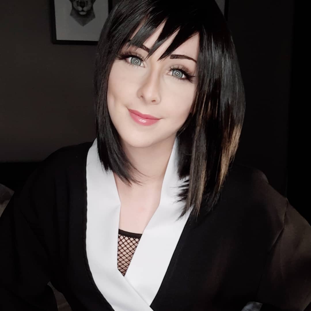 Shizune Cosplay