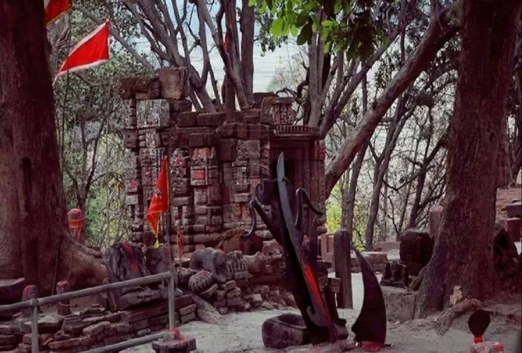 It is believed that Bhagwan Parashuram's celestial 'Parashu' is now ...