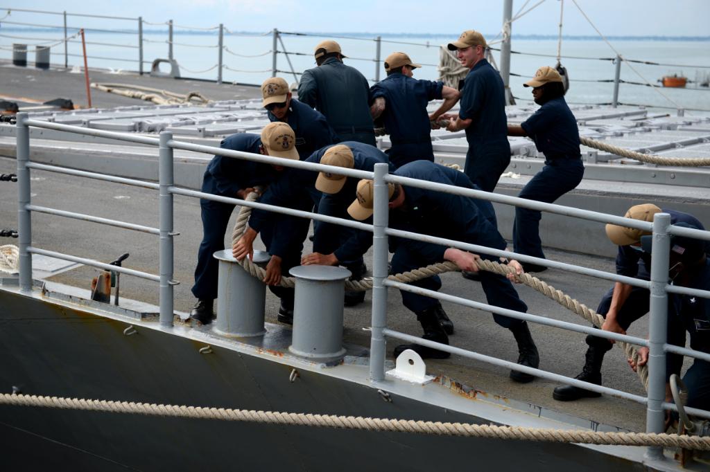 U S Navy On Twitter Welcome To Norfolk ⚓ Usnavy Ussphilippinesea
