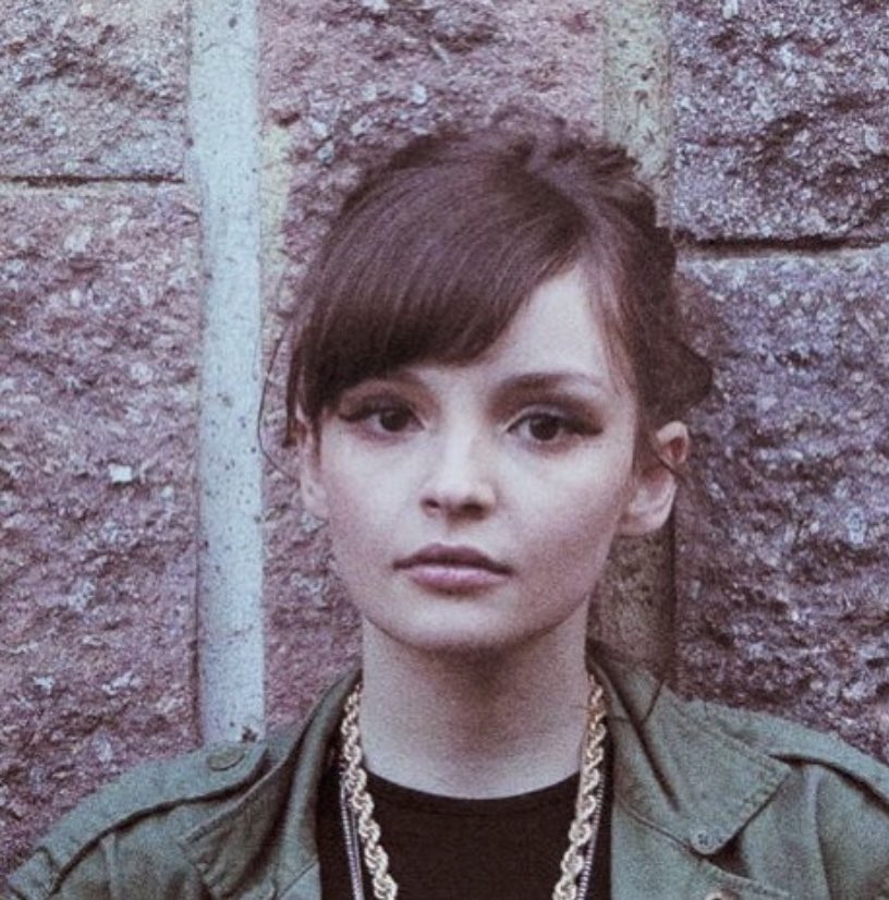 Chvrches Lead Singer