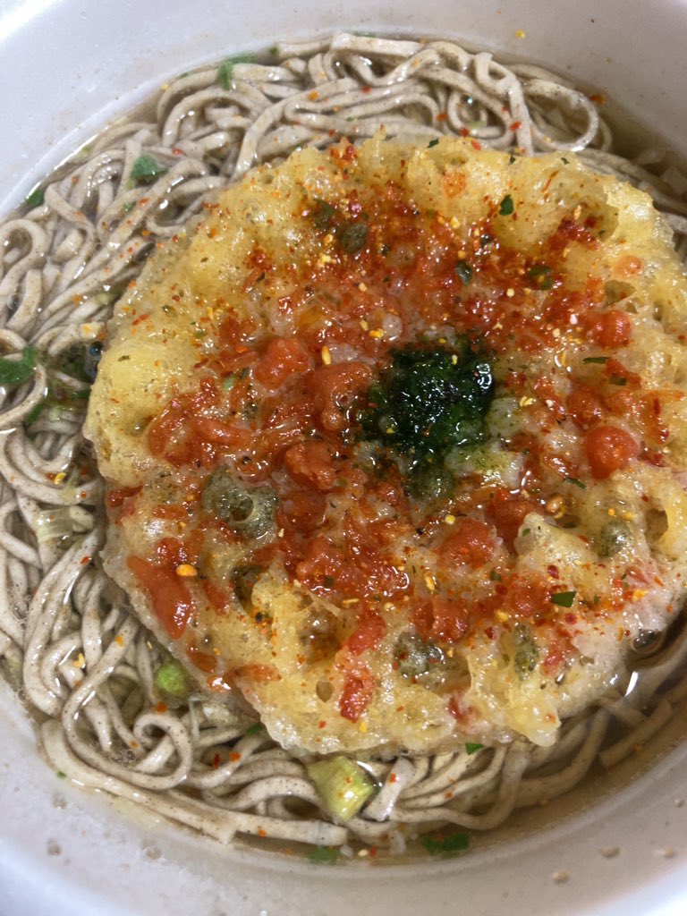 frontier.ohno on Twitter: "どん兵衛の天そば 美味しい〜 ️ 僕は先のせフニャフニャが 好きです😋♬ #どん兵衛 #どん兵衛天ぷらそば #天ぷらそば #先のせ ...