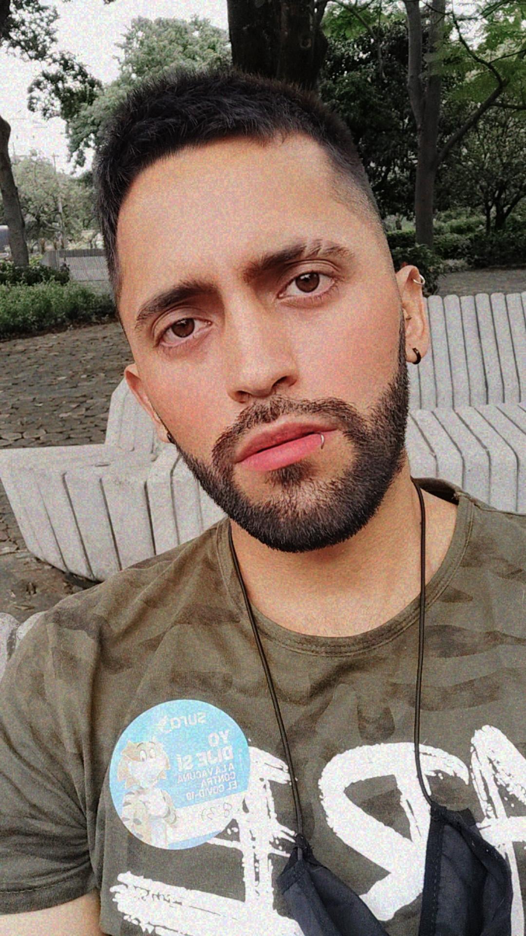 TW Pornstars - Camilo Brown. Twitter. Están haciendo como ganas de caer ...