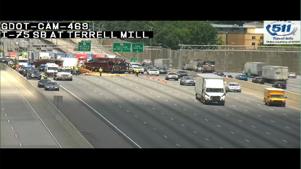 Traffictrackers On Twitter Red Alert Overturned Tractor Trailer I 75