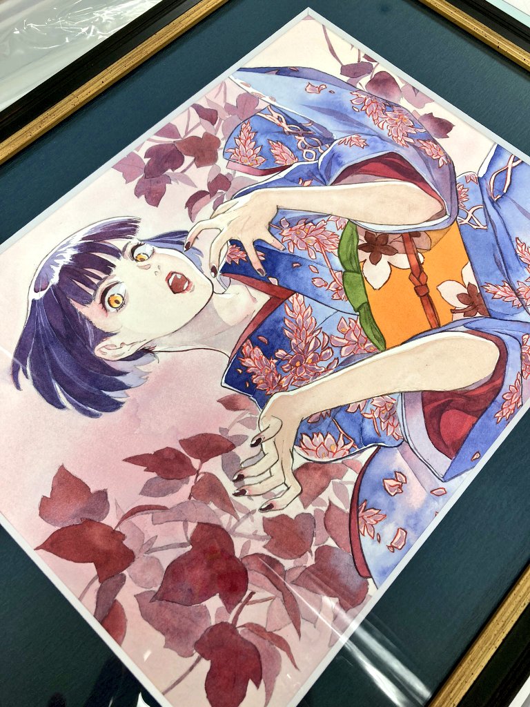 三輪まこと on Twitter: "#moinmoin2展 こんな感じのを出してます。あと、『わるいあね』の単行本、同人誌『きりのふえ』『hahahs 』を少部数ですがもってきます。それと ...