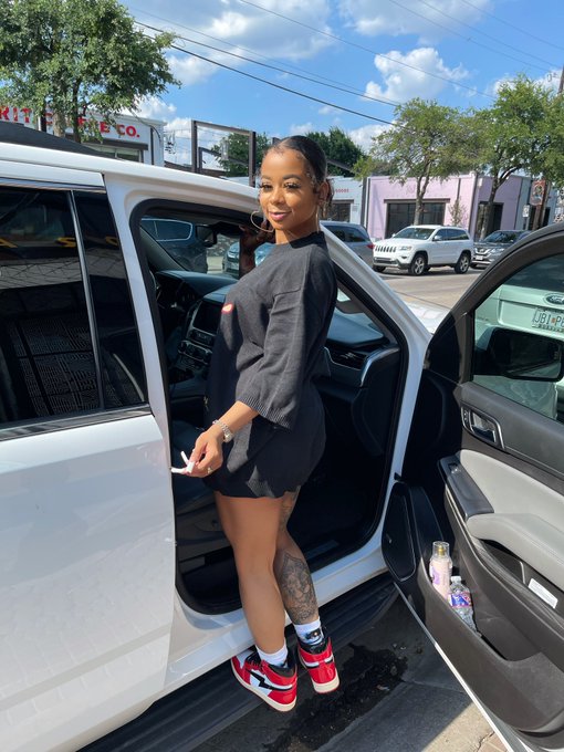 TW Pornstars - S3nsi Molly. Pictures and videos from Twitter. Page 5