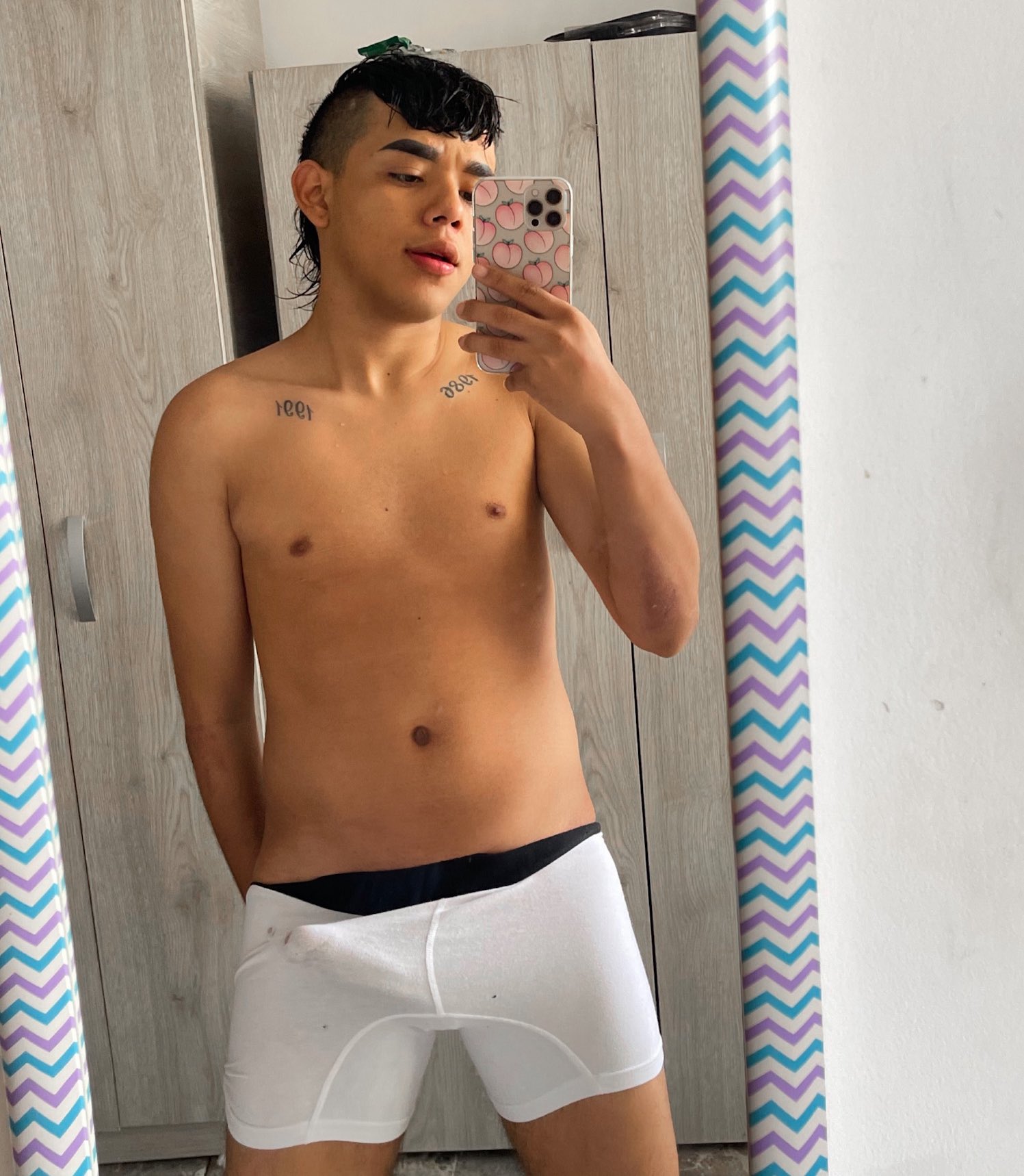 Kevin Caicedo on Twitter: "Con precum o con saliva? Dale #RT si prefieres seca 😋😋😋 https://t.co ...