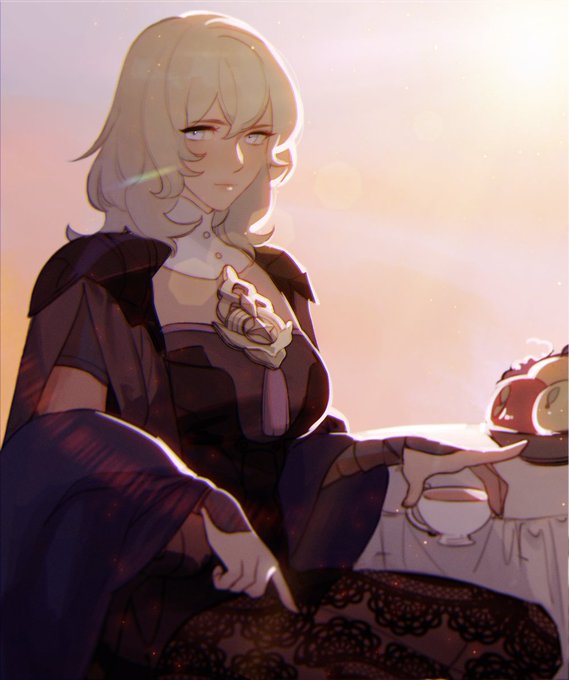 Twoucan - Siegbert's mom @ Saint Indech peddler (@EvaBeeSmith)