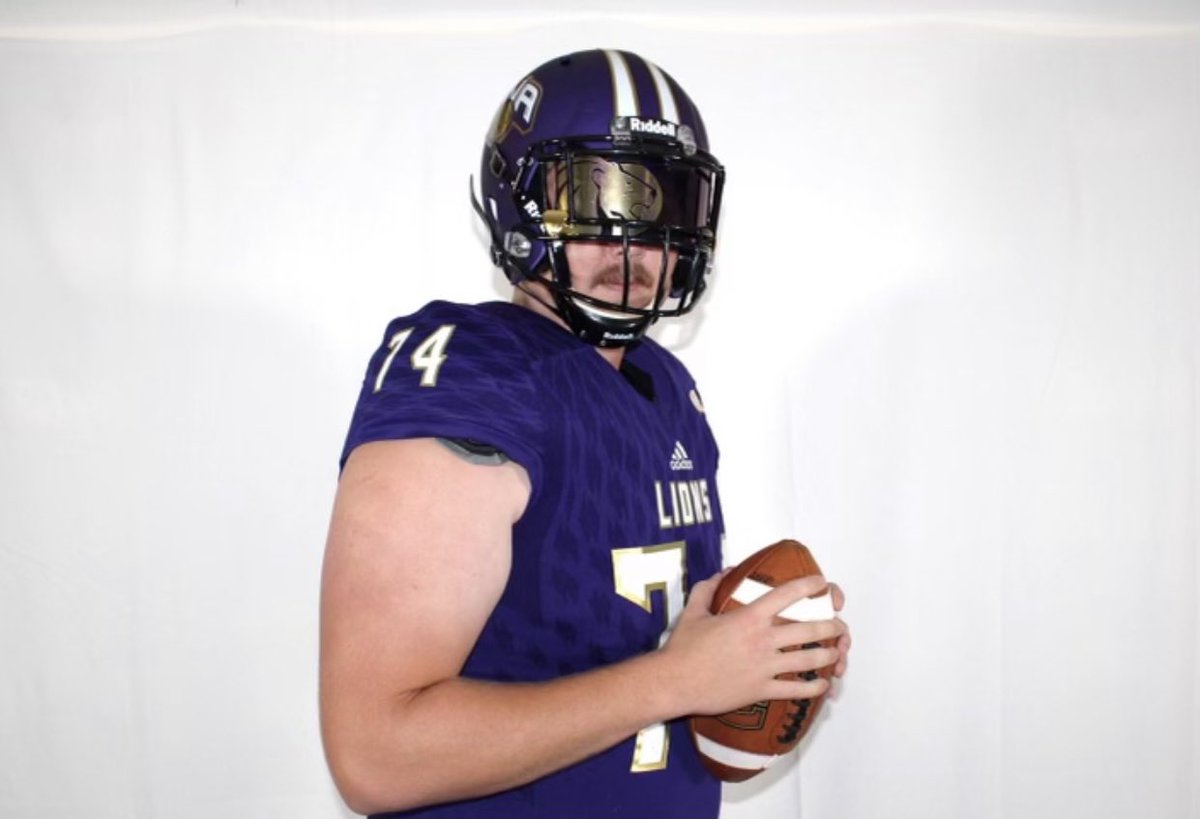 New Mexico State OL Blake Walker transfers to North Alabama : r/CFB