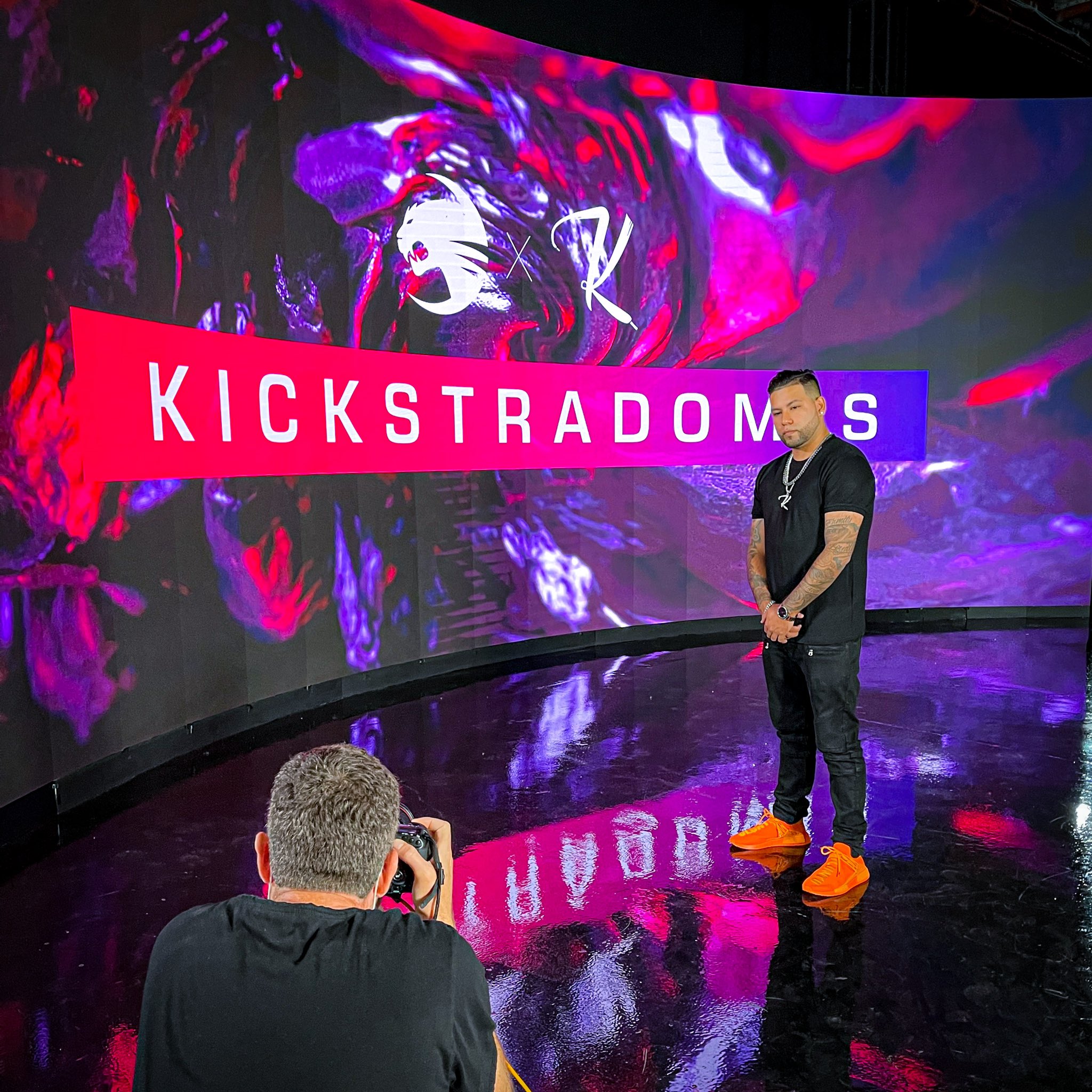 Kickstradomis on Twitter: "Photo/Video shoot with @ROCCAT team was incredible. Met some amazing ...