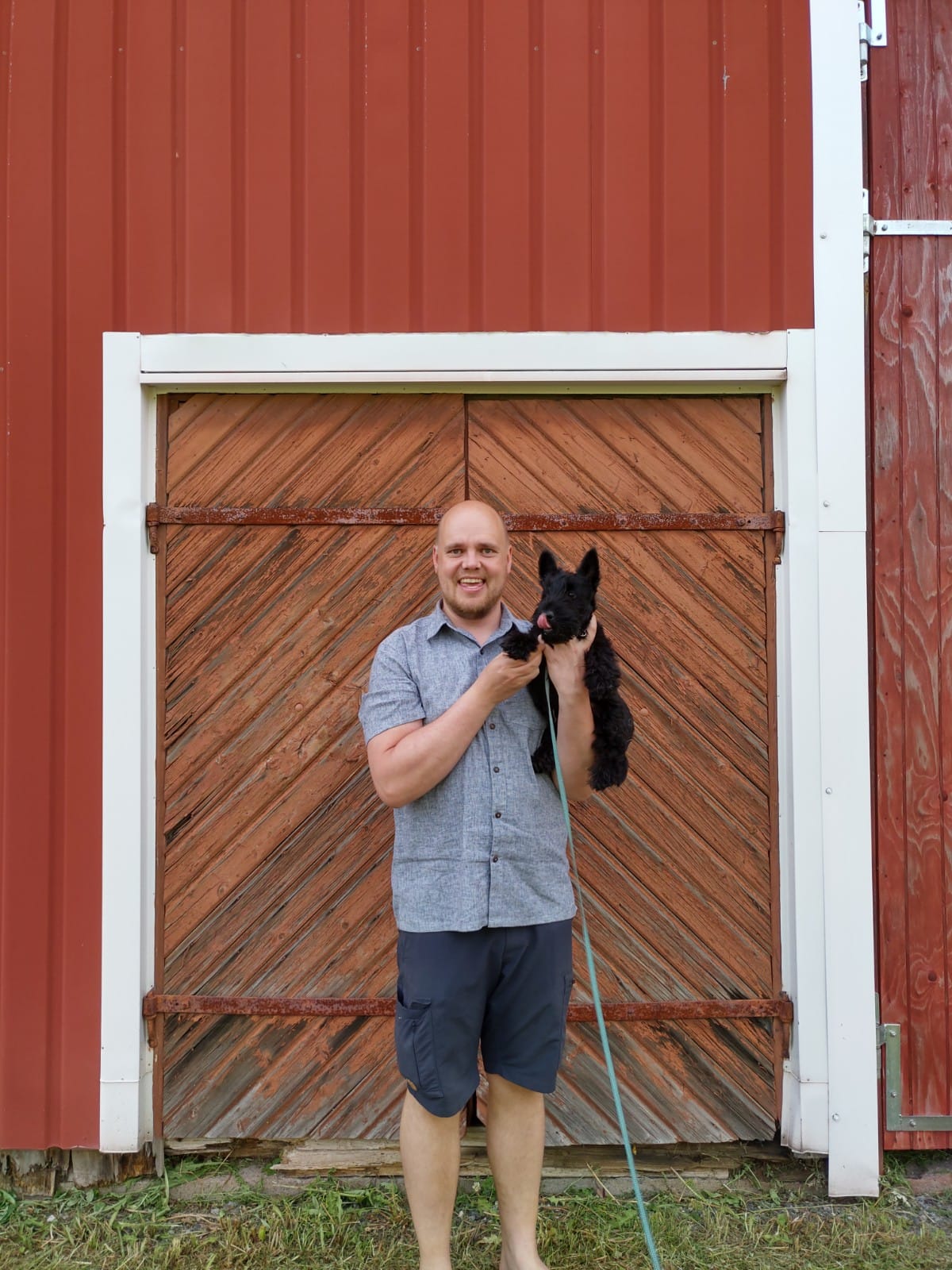 Henrikki Tenkanen on Twitter: "Albus the wizard (baby) dog, says woof woof to Nina Simone! 👋🏻 🐶🐕 ...