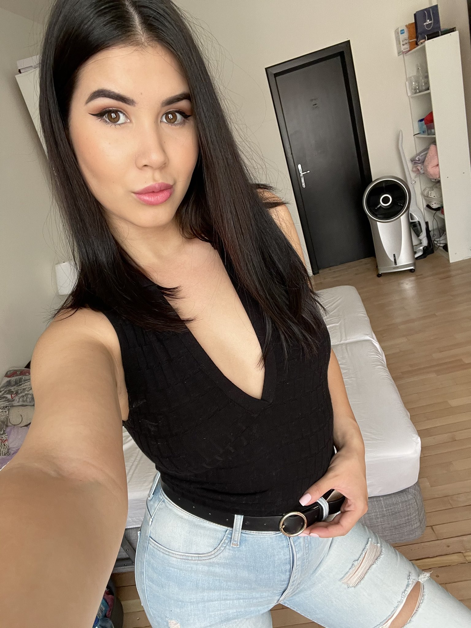 TW Pornstars - Lady Dee Official. Twitter. 🙈. 12:35 PM - 25 Jun 2021