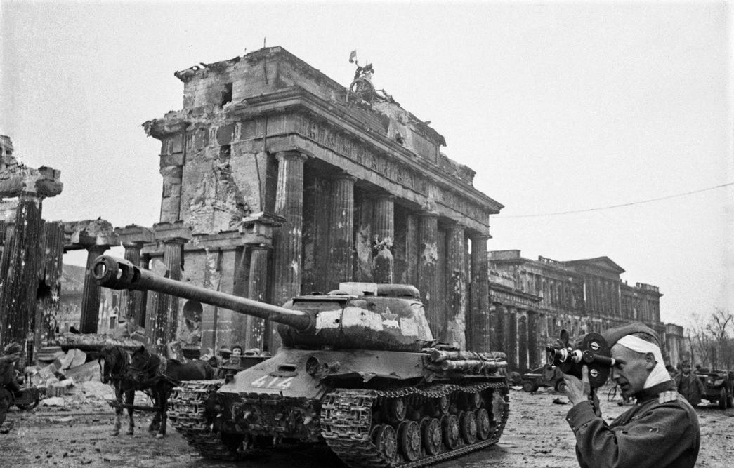 Brandenburg Gate Ww2