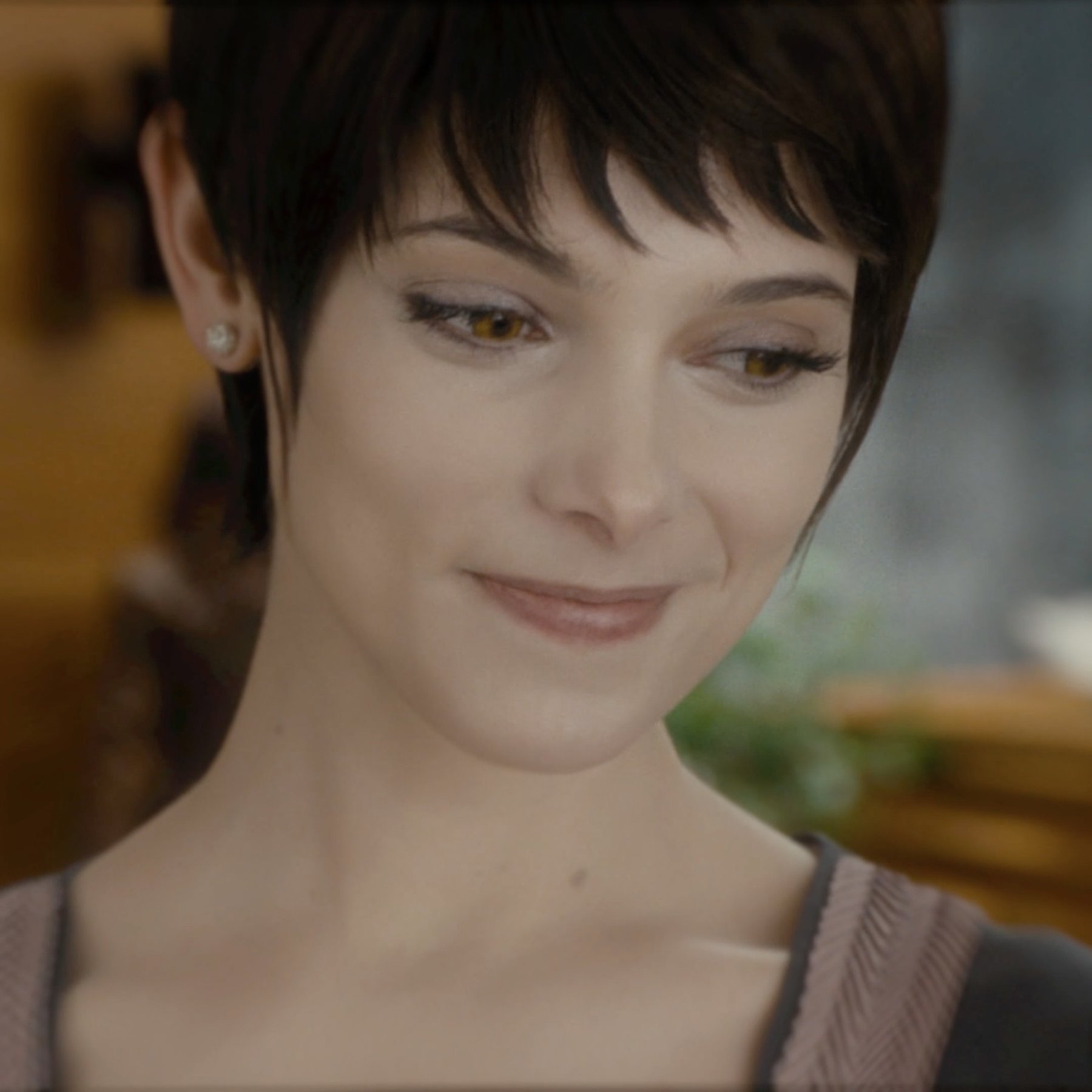 Alice Breaking Dawn Part 2 Haircut
