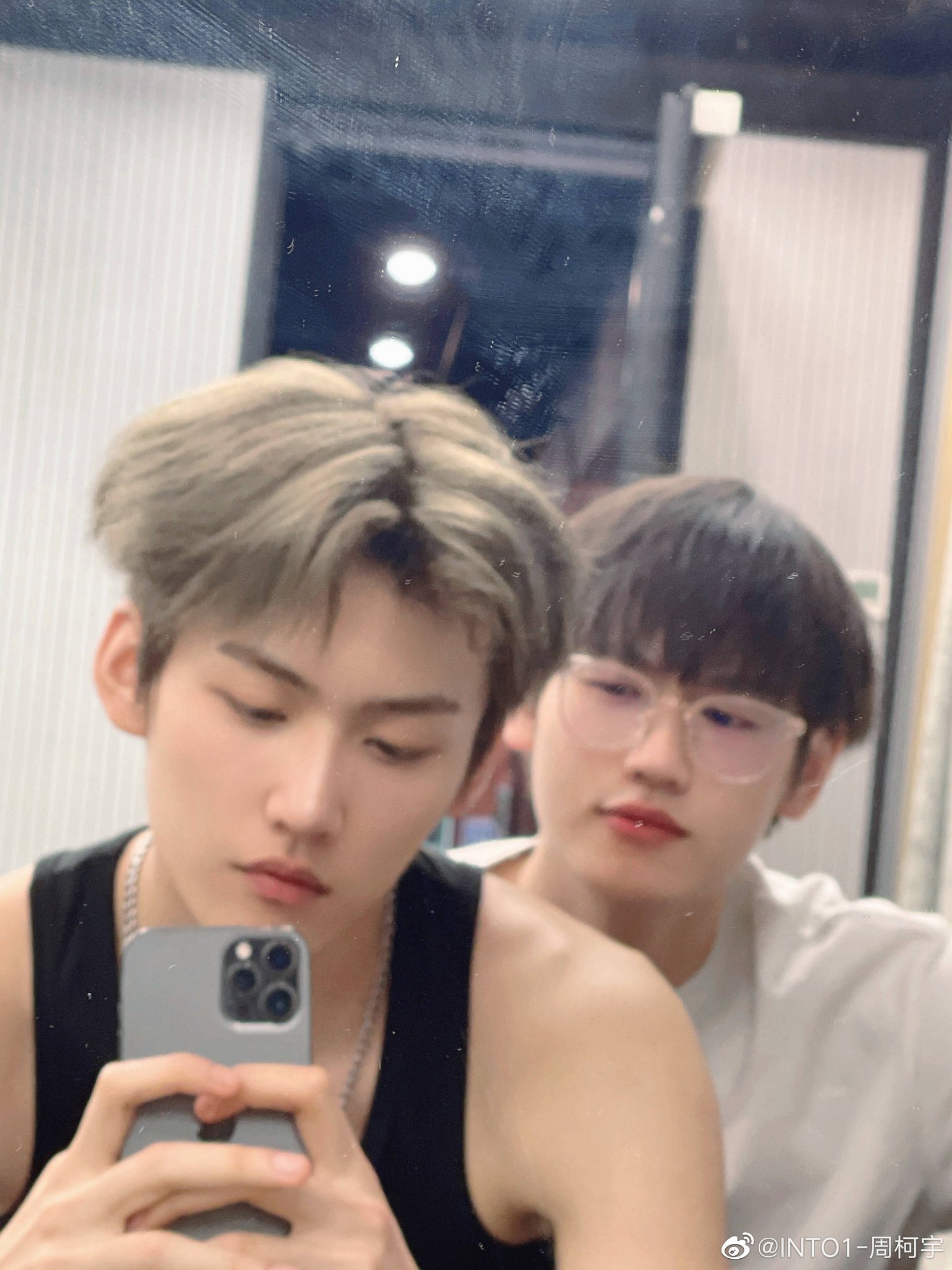 INTO1 archive on Twitter: "⌑ zhou keyu weibo update [ #周柯宇 #ZhouKeyu #INTO1] https://t.co ...