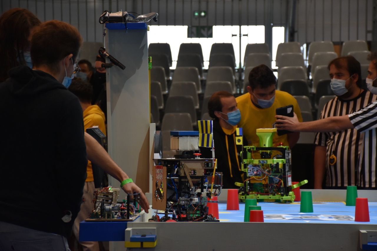 Eirbot on Twitter: "Dernier Jour : Pour son 6eme match, Eirbot a encore une fois fait une grosse ...