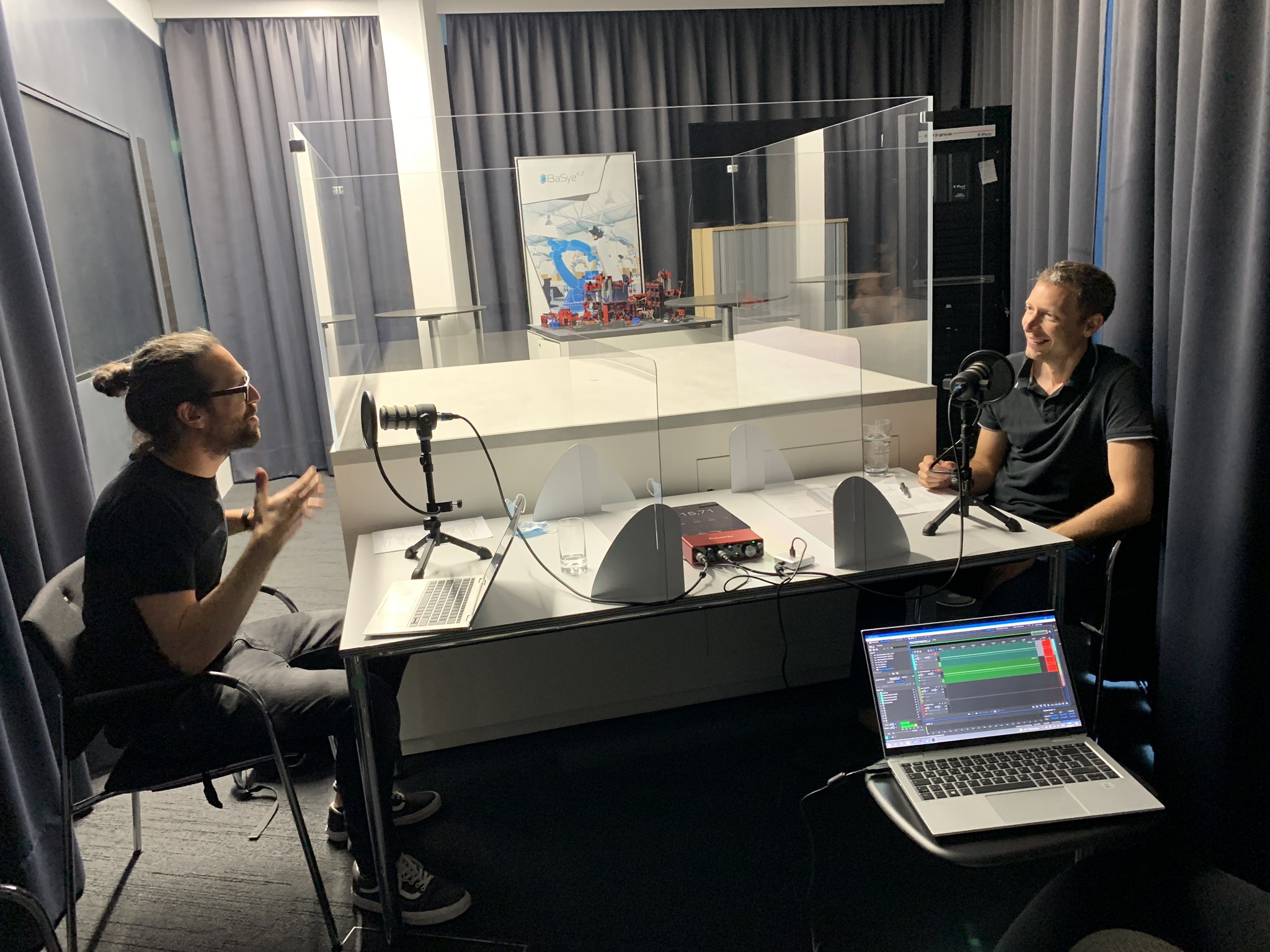 Dominik Rost on Twitter: "Isa hat uns heute für eine neue Folge des Morgen Denker Podcast ...